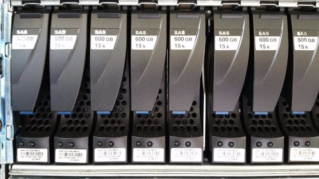 Dell EMC 005049675 600GB SAS 15K Hard Drive VX-VS15-600 V4-VS15-600 V3 ...